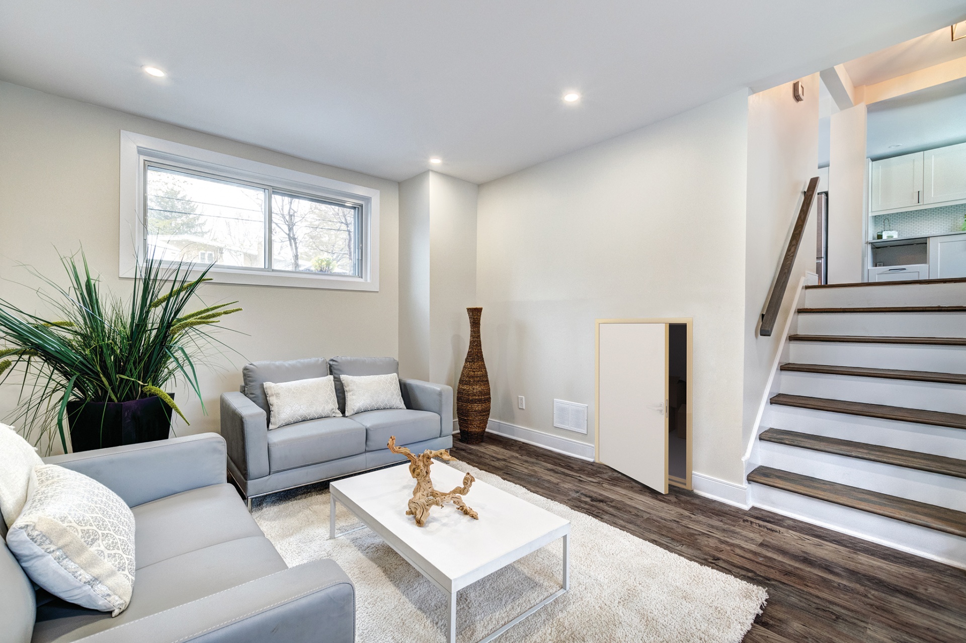 The Knee Wall Access Door - FAKRO USA