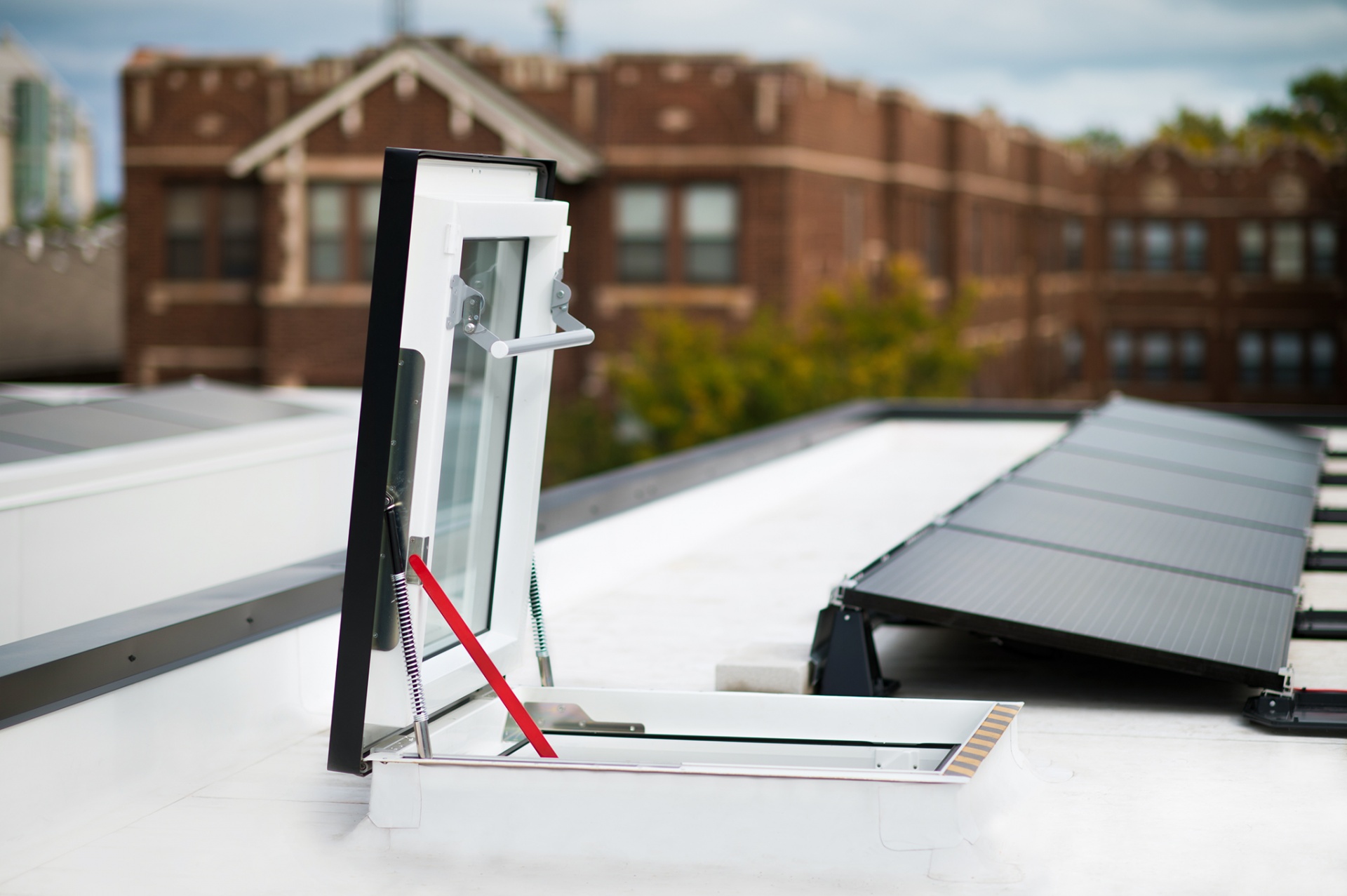 Flat Roof Access Skylight DRF DU6 - FAKRO USA