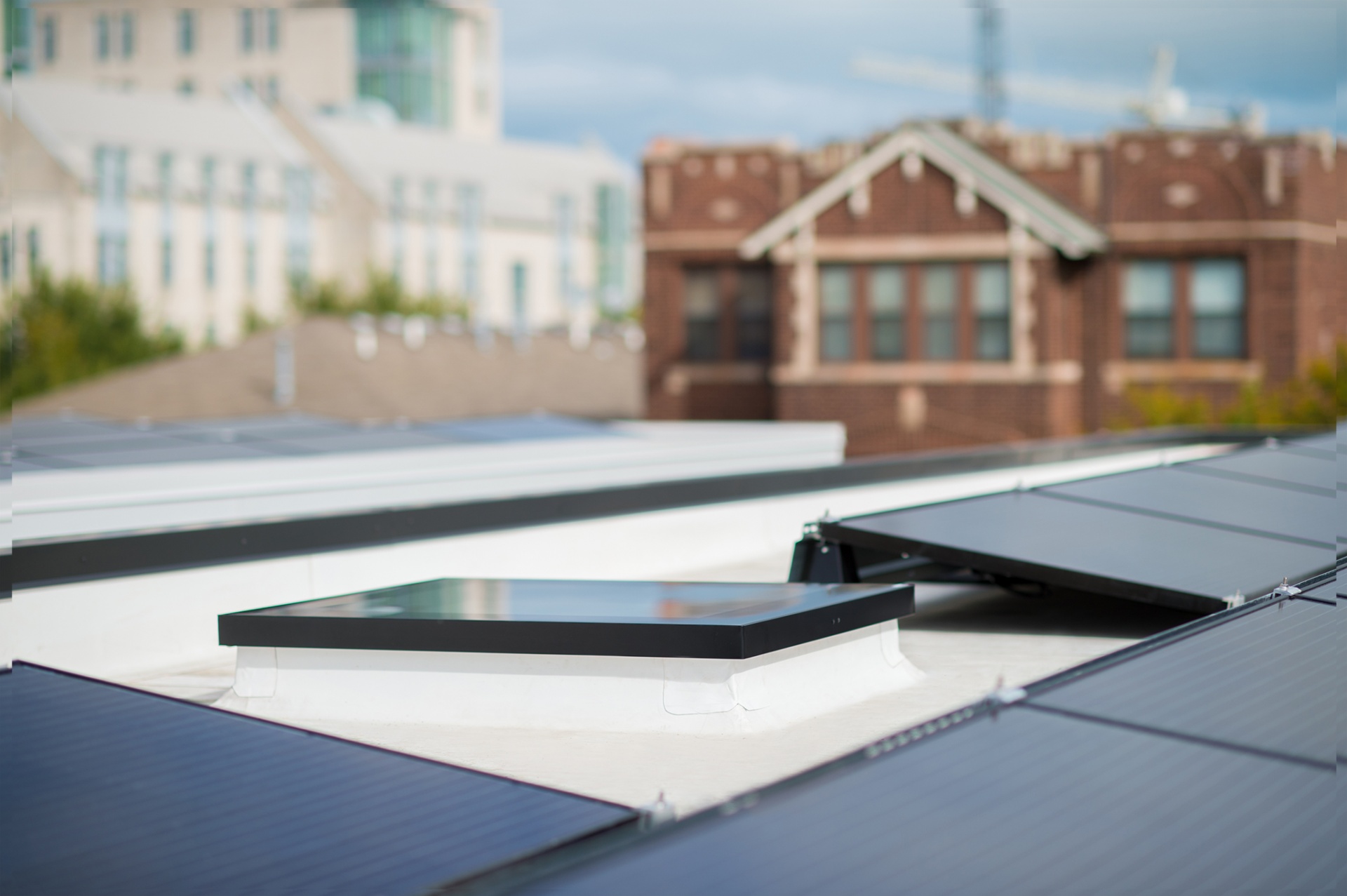 Flat Roof Access Skylight DRF DU6 - FAKRO USA