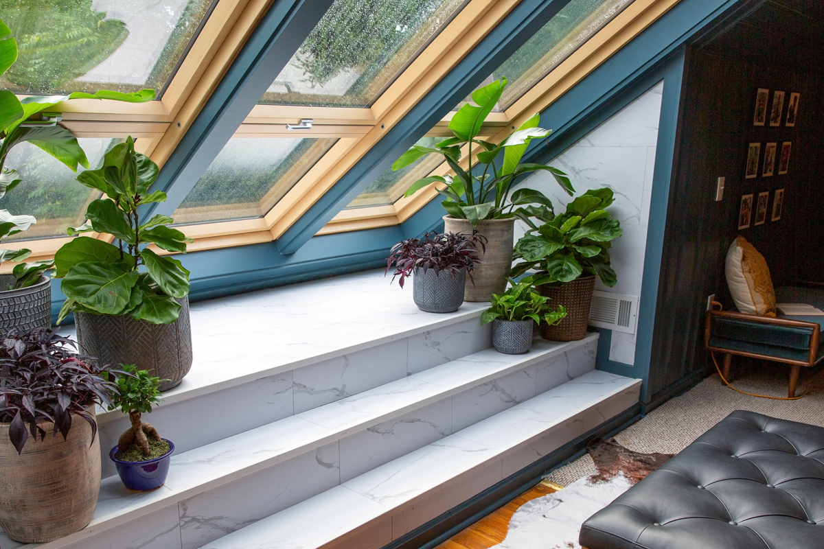 Balcony Window - A Roof That Opens Into A Balcony - FAKRO USA